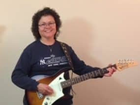 10 Things Every Beginner Guitar Player Needs to Know - YourGuitarGuide.com